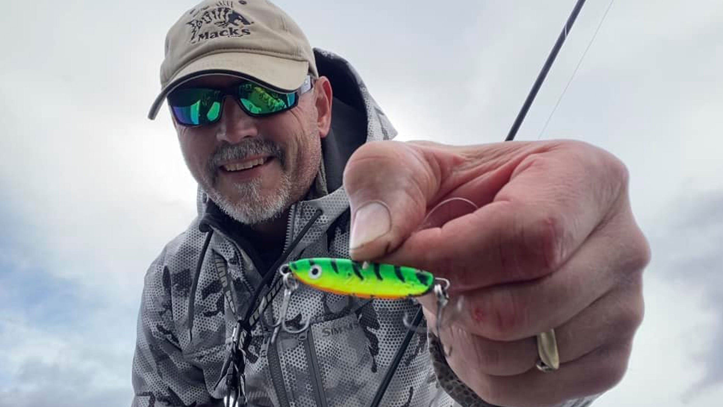 SBF Tips: Slow Pitch Jigging vs. Vertical Jigging — Mack’s Lure Tackle